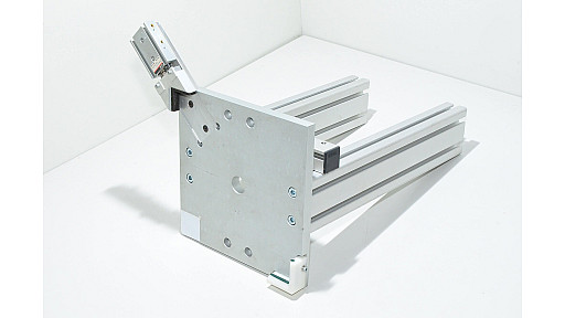 Aluminium square object centering assembly + SMC CXSL10-10