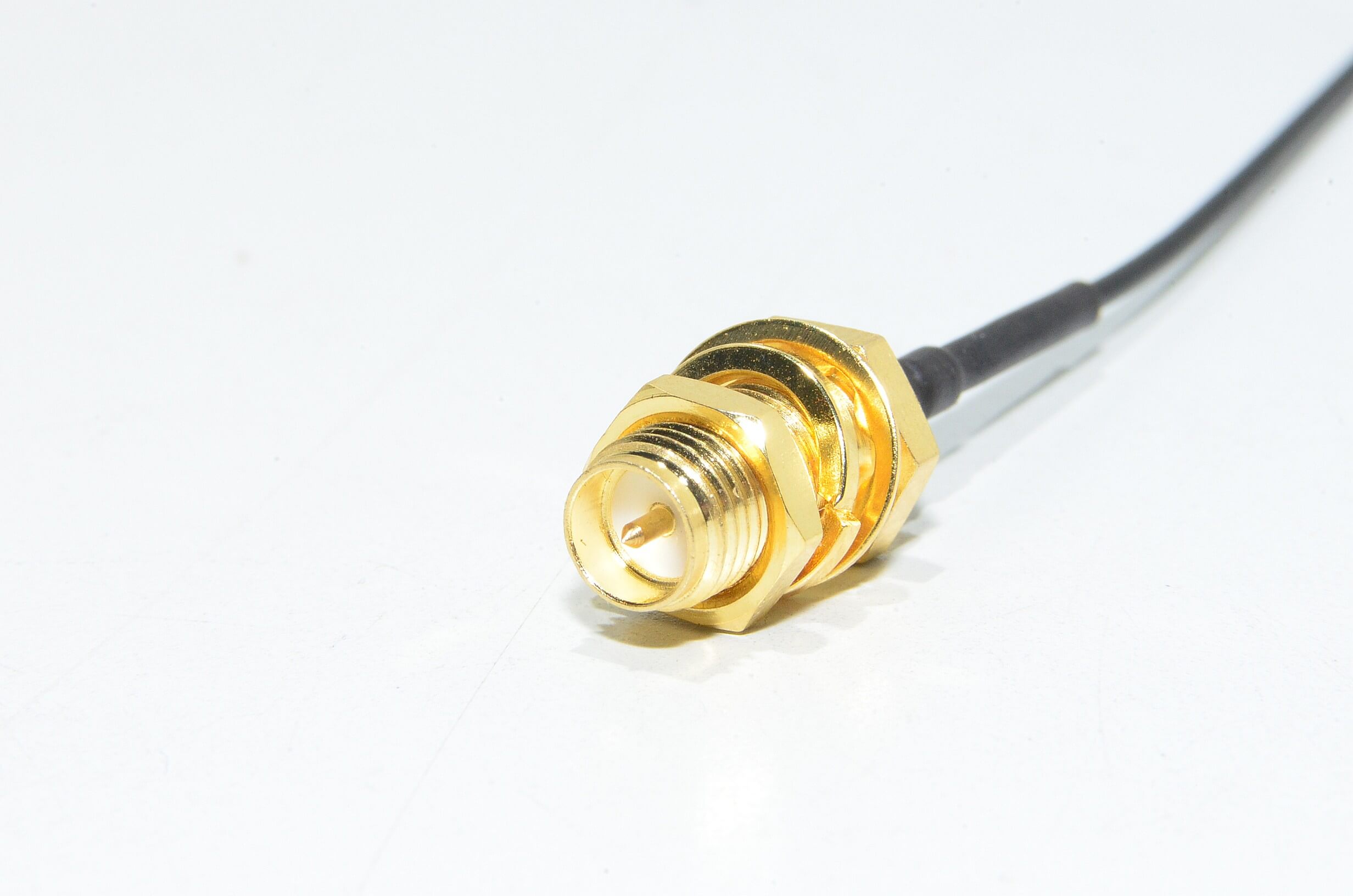 Reverse polarity RP-SMA female - U.FL female adapter cable 100mm