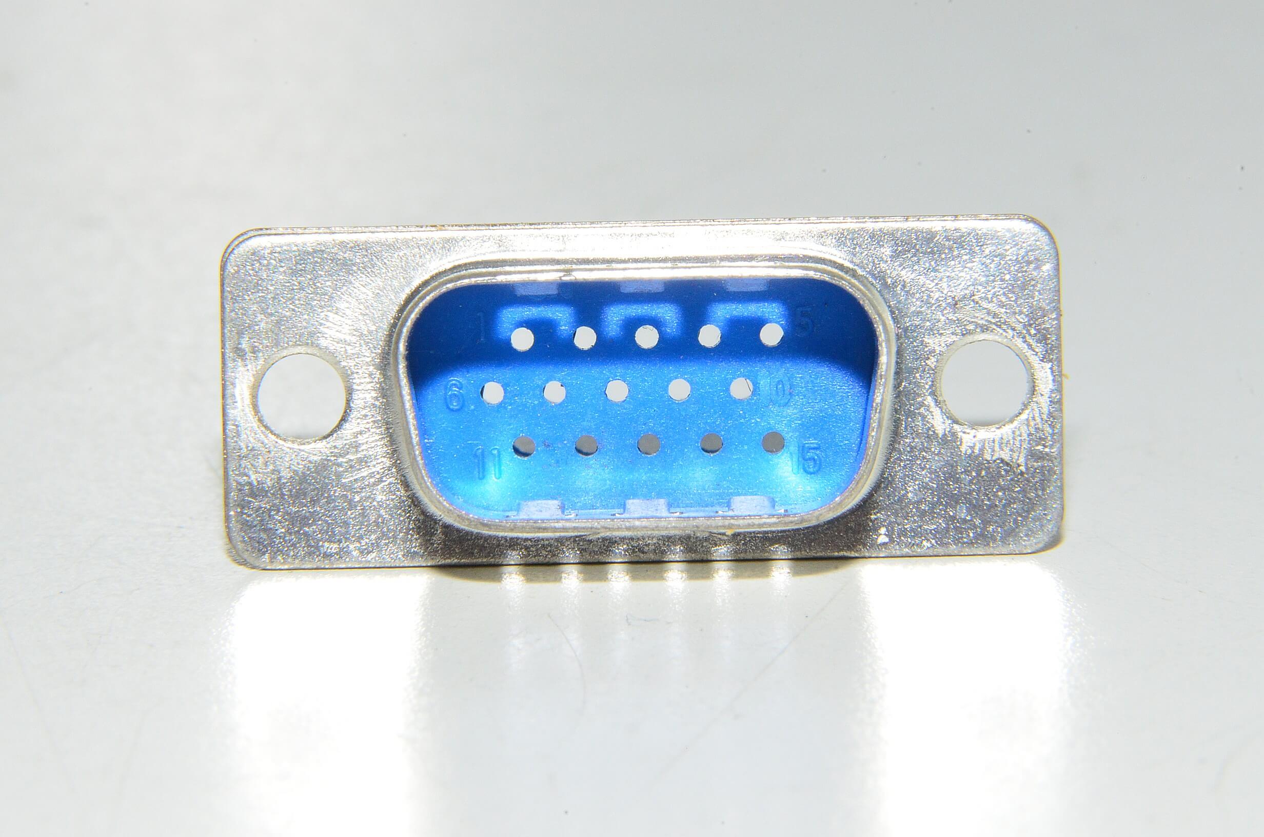 AMP 828242-2 15pin male HD-15 D-sub connector for crimped pins *new*