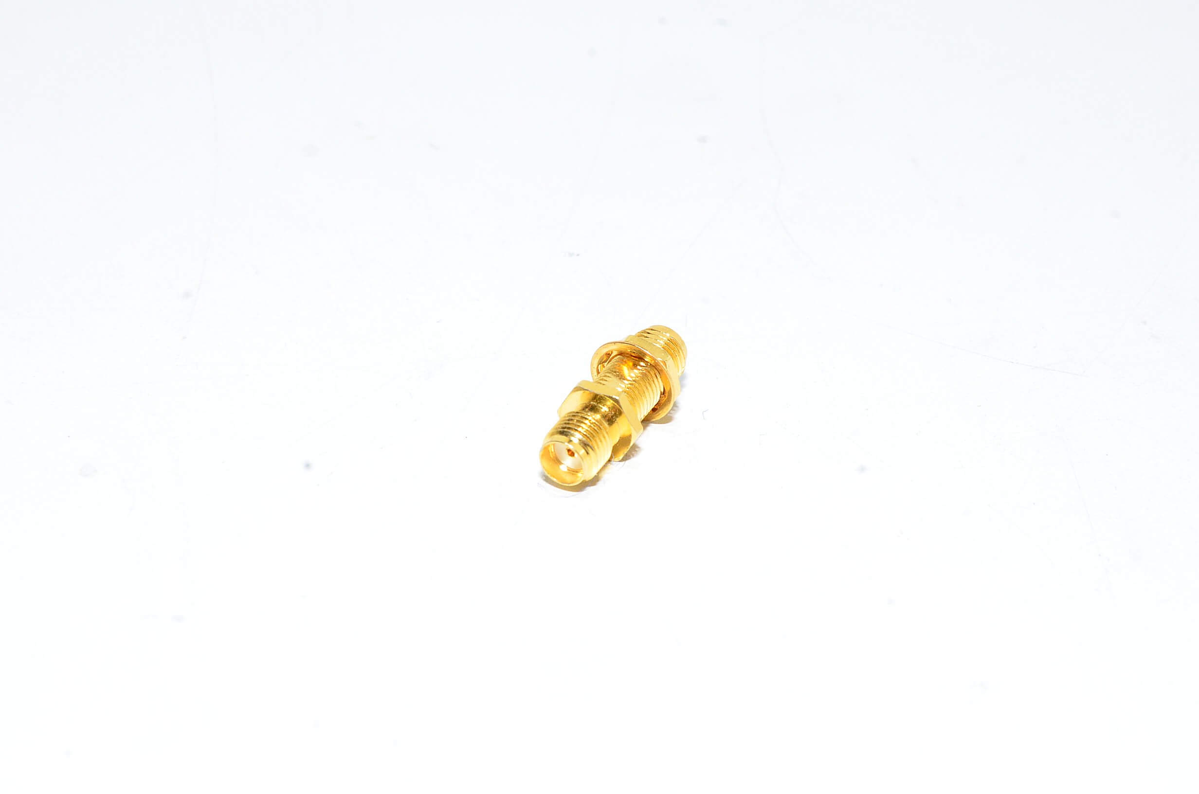 SMA female - SMA female bulkhead connector