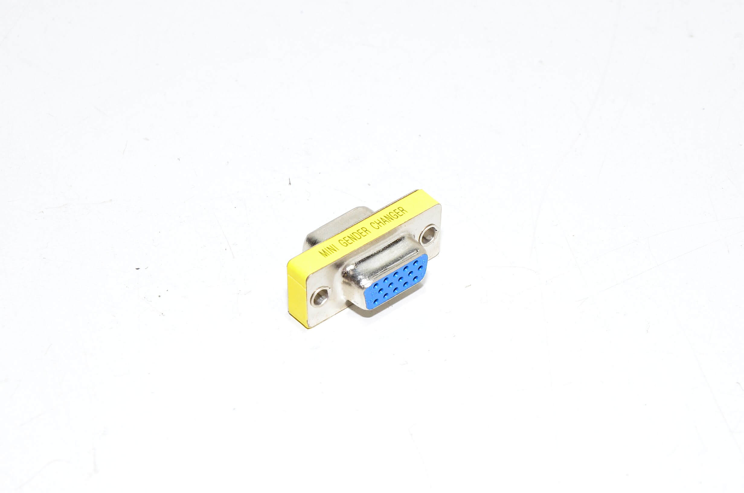 VGA gender changer D-Sub 15-pin (DE-15F) (Female / Female) *Without screws*