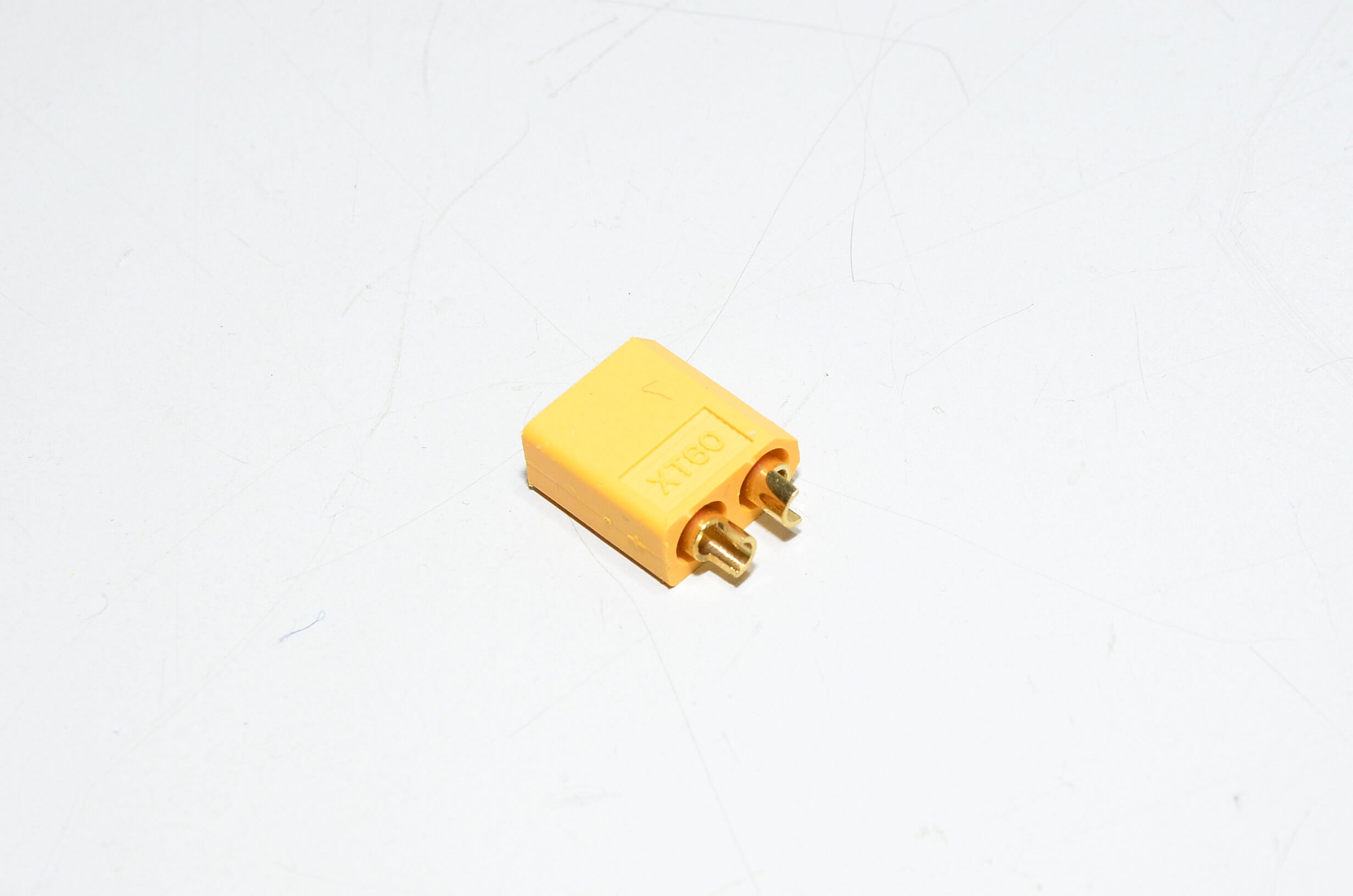 XT60-M yellow 2pin male power connector with housing, 500VDC, 30/60A *new*