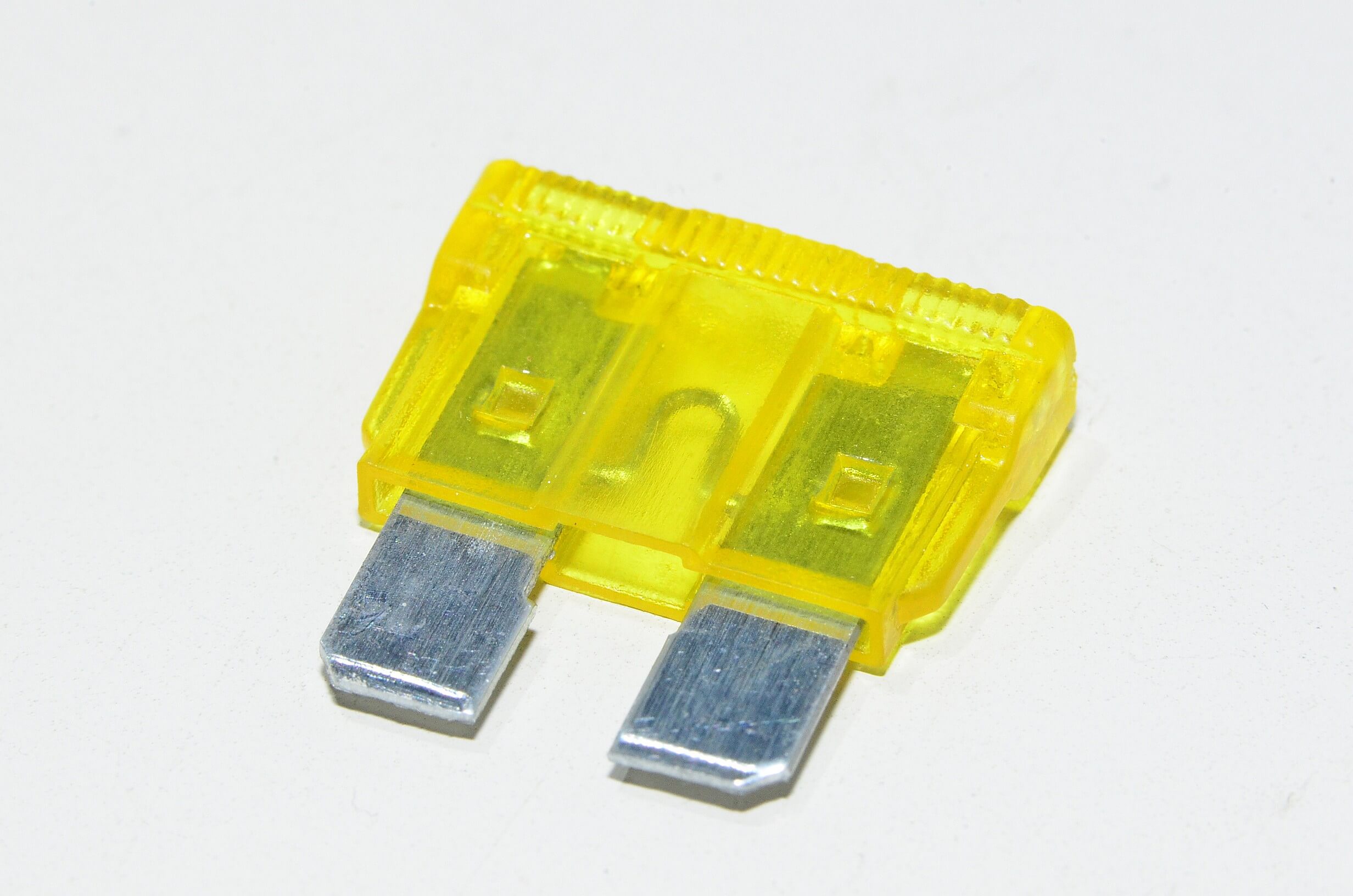 20A yellow ATO blade fuse *new*