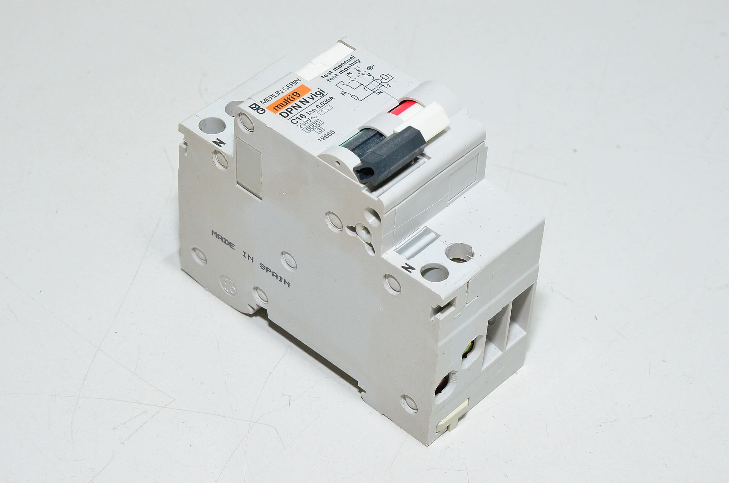 Merlin gerin residual circuit breaker DPN N VIGI multi9 16A 30mA