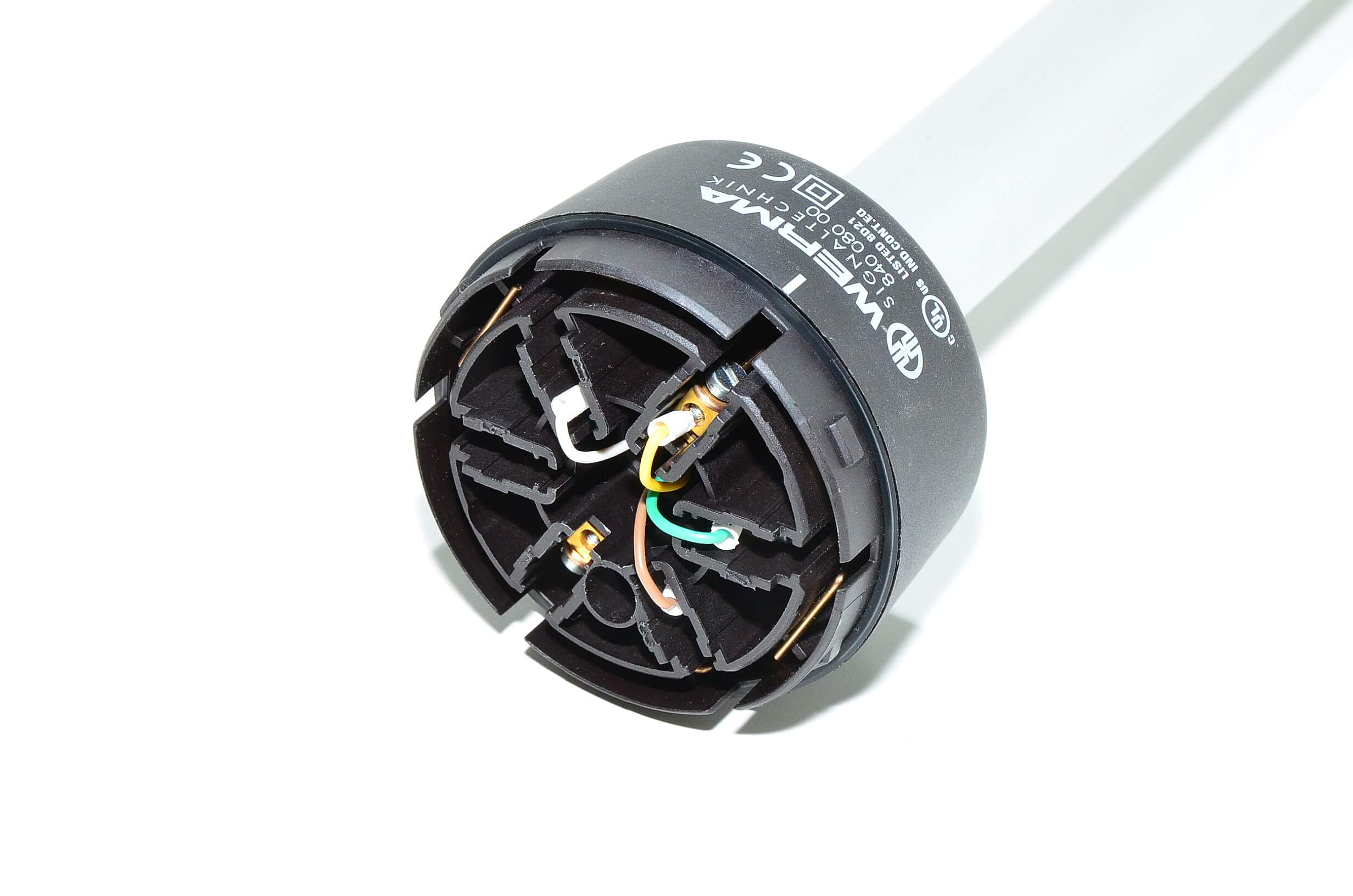 Werma signaltechnik Kombisign 70 module type 84008000 pole mount base on 370mm aluminium tube