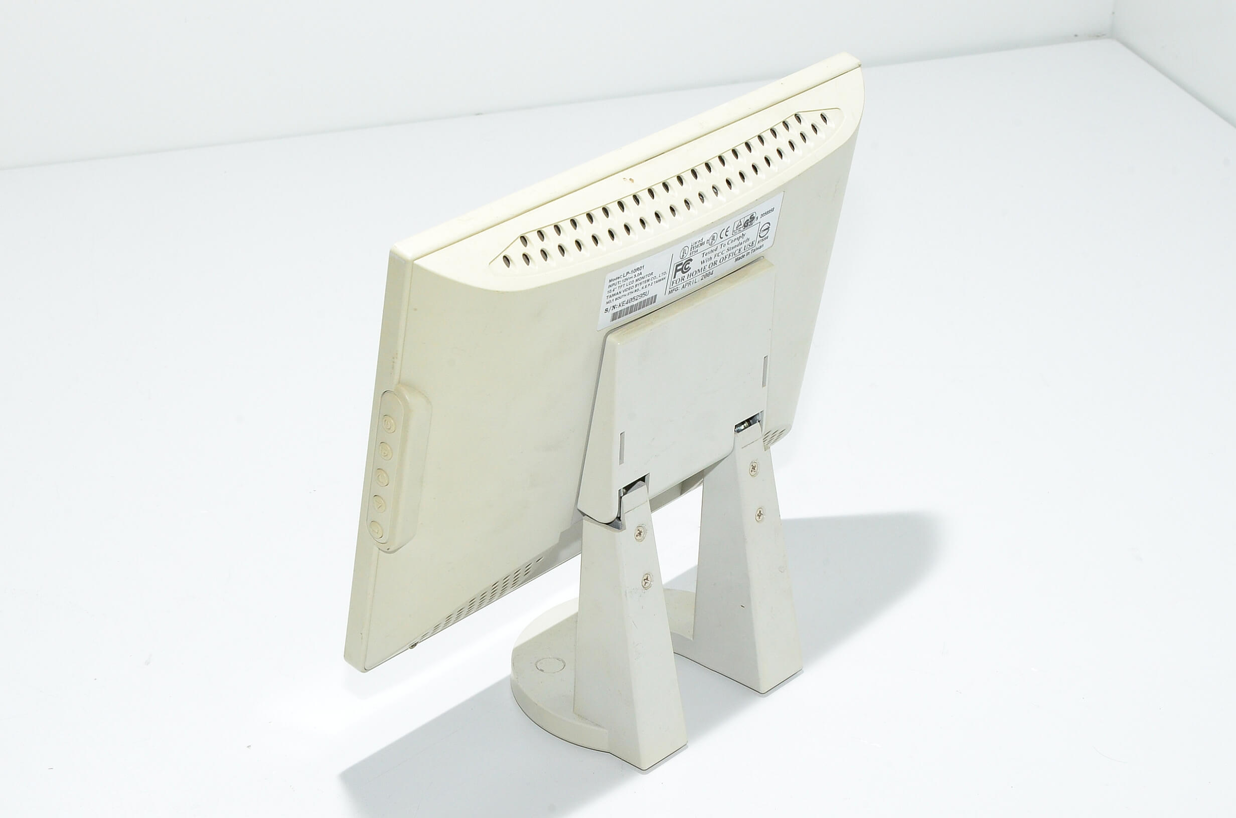 TVS LP-10R01 10.4" TFT LCD monitor, VGA in, 800x600, 12VDC