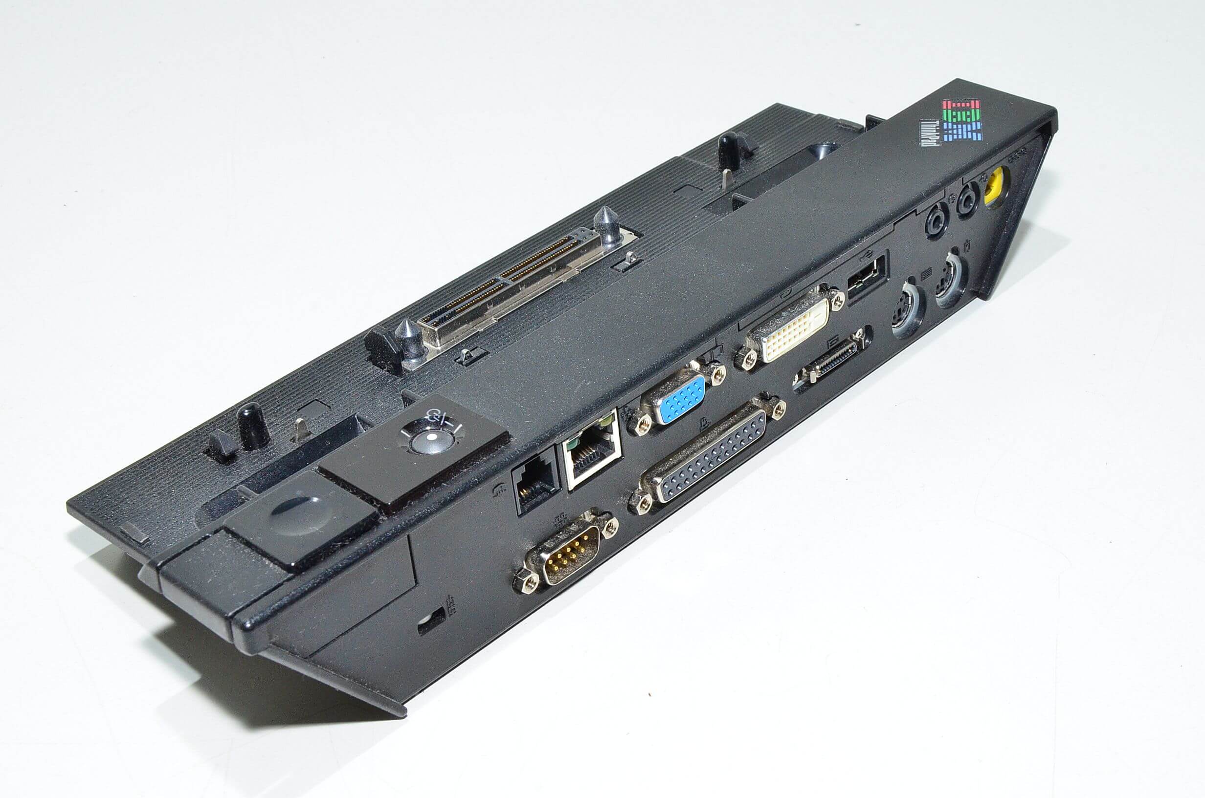 IBM ThinkPad Port Replicator telakointiasema / porttitoistin ThinkPad A ...
