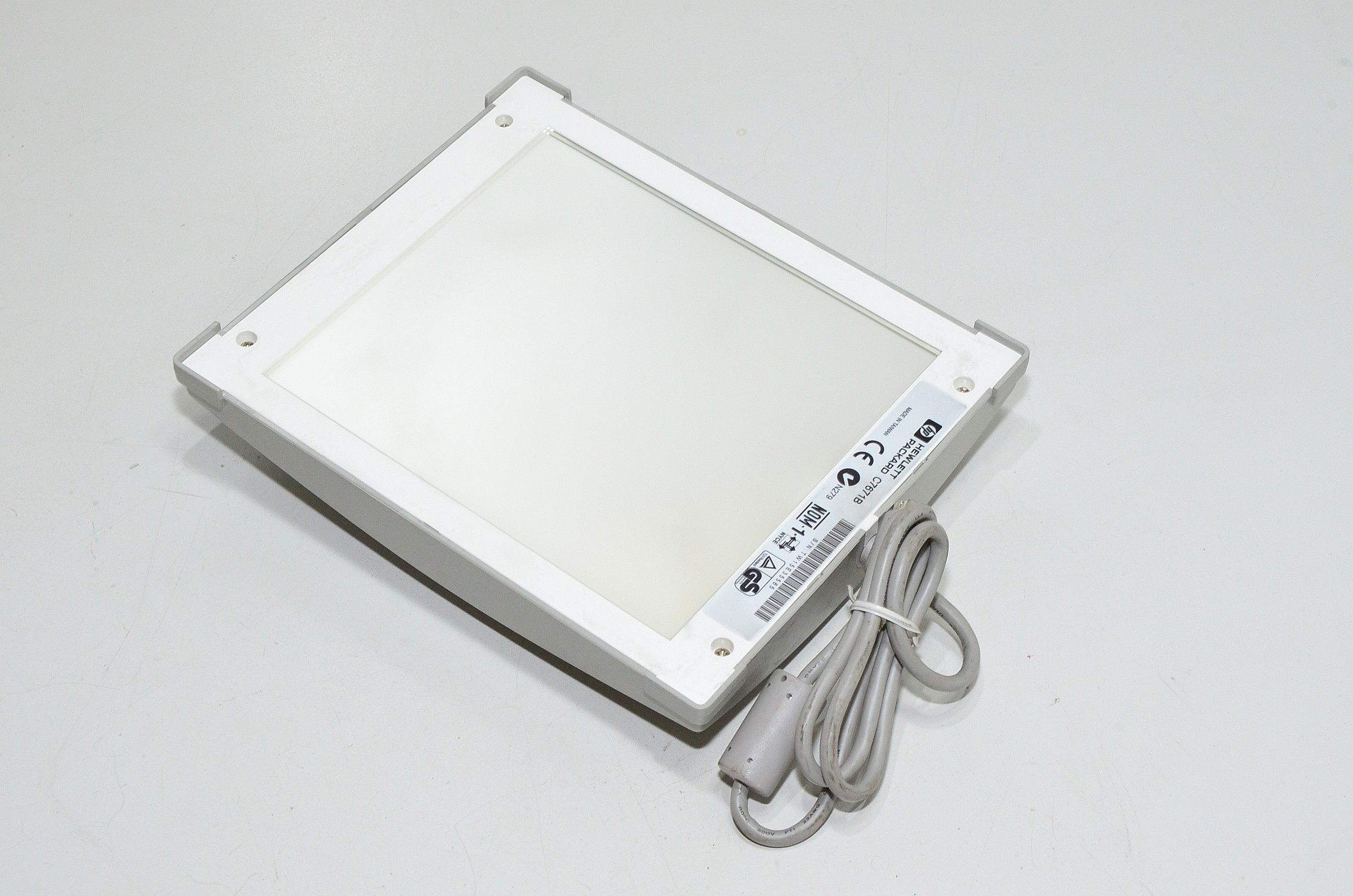 Hewlett Packard C7671B ScanJet XPA läpikuultavien materiaalien adapteri ...