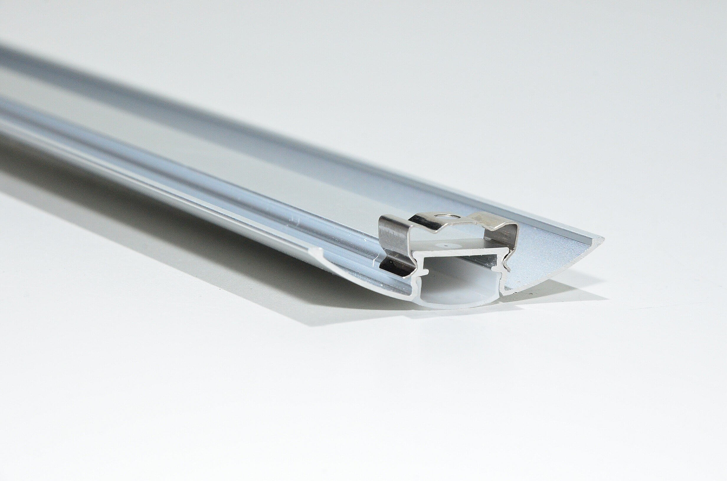 SS9075 aluminum LED strip installation profile, surface-mount, 2500mm *new*