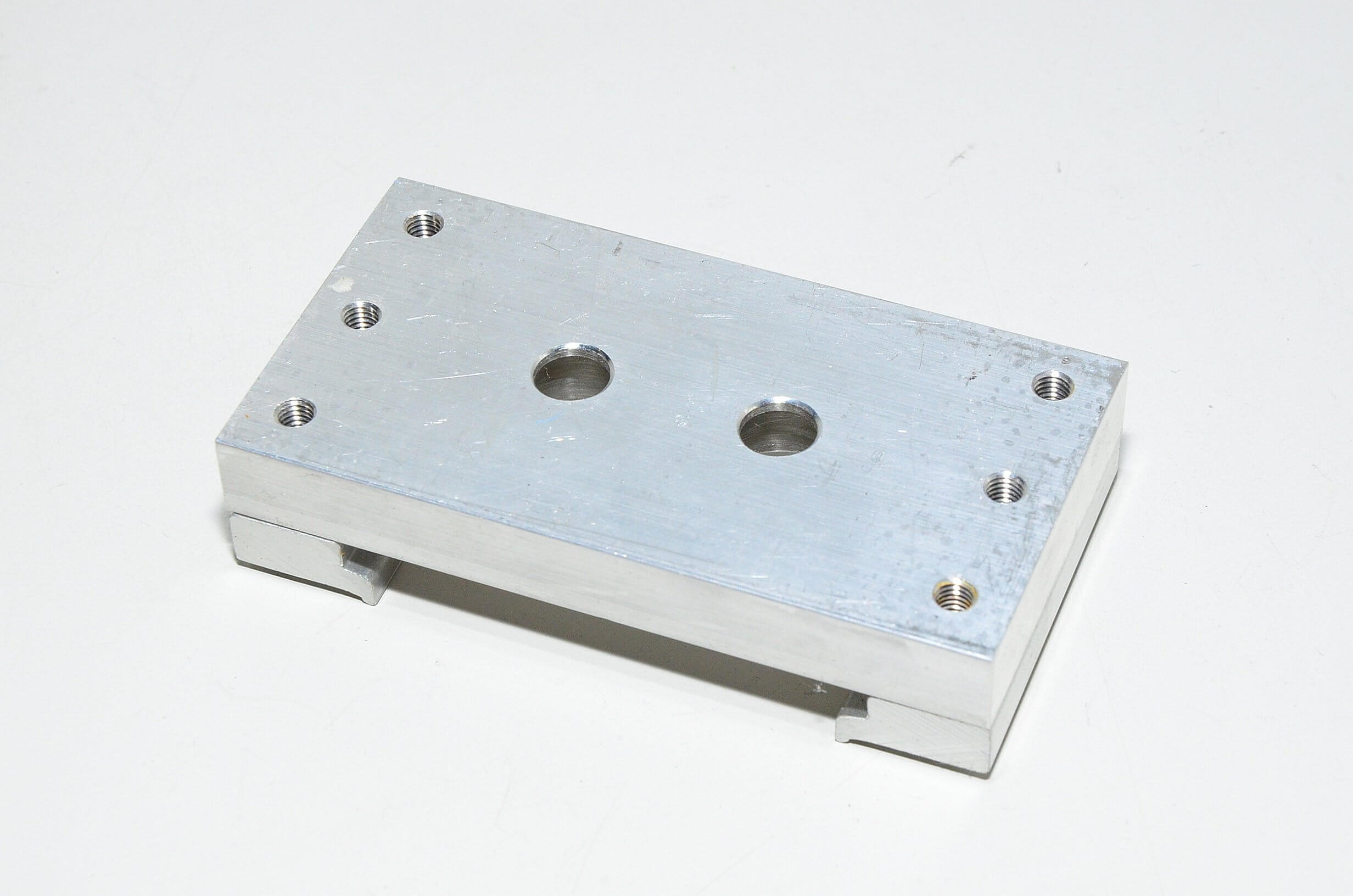 Aluminium mounting bracket 50x95x20mm for SMC MY1M25 series ...