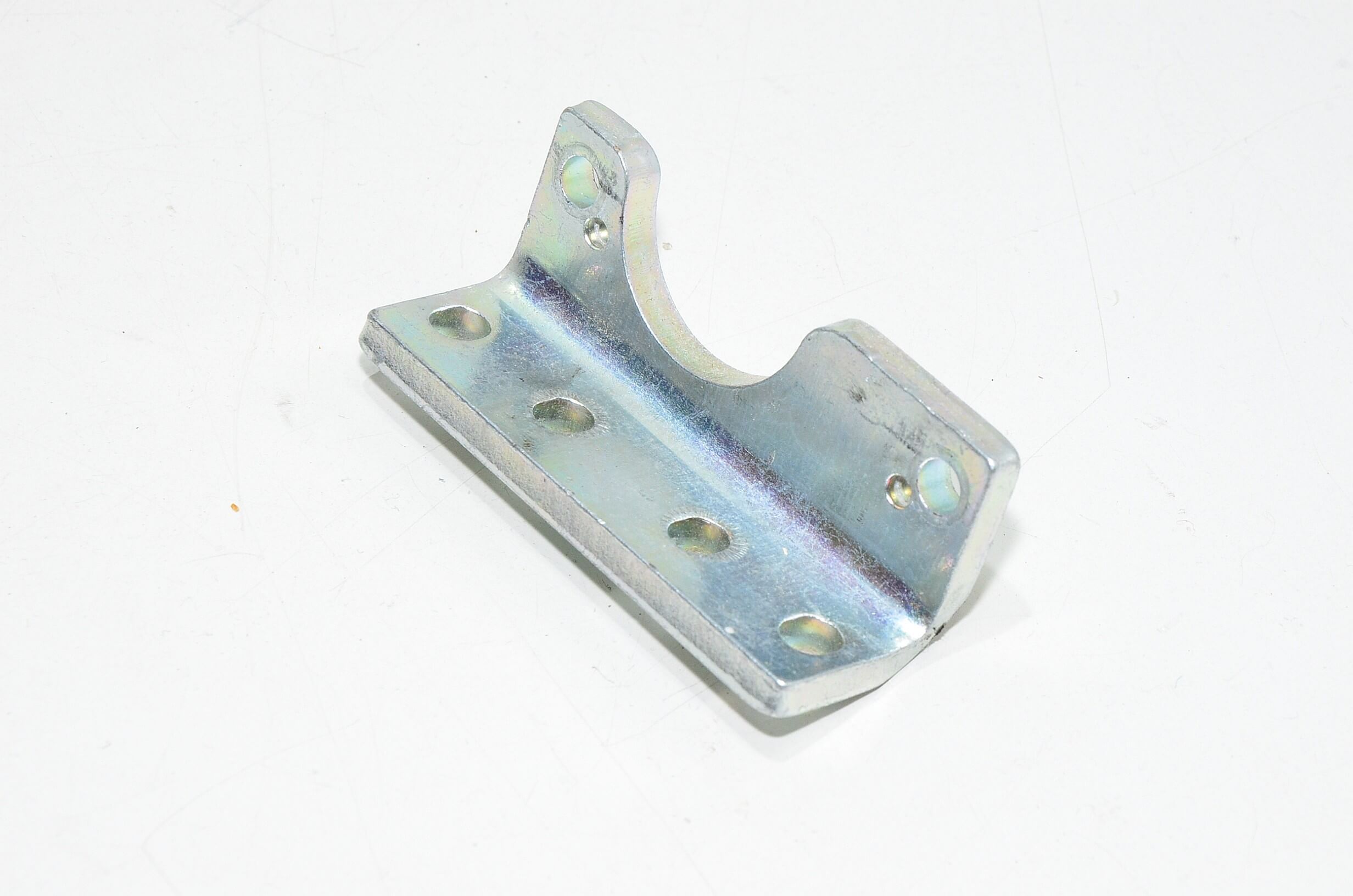 Pneumatic mounting accessories