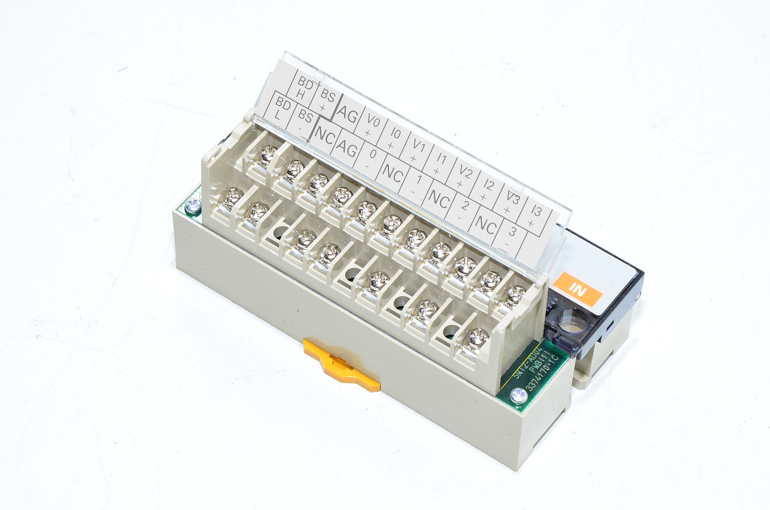 Omron SRT2-AD04 analog input remote terminal