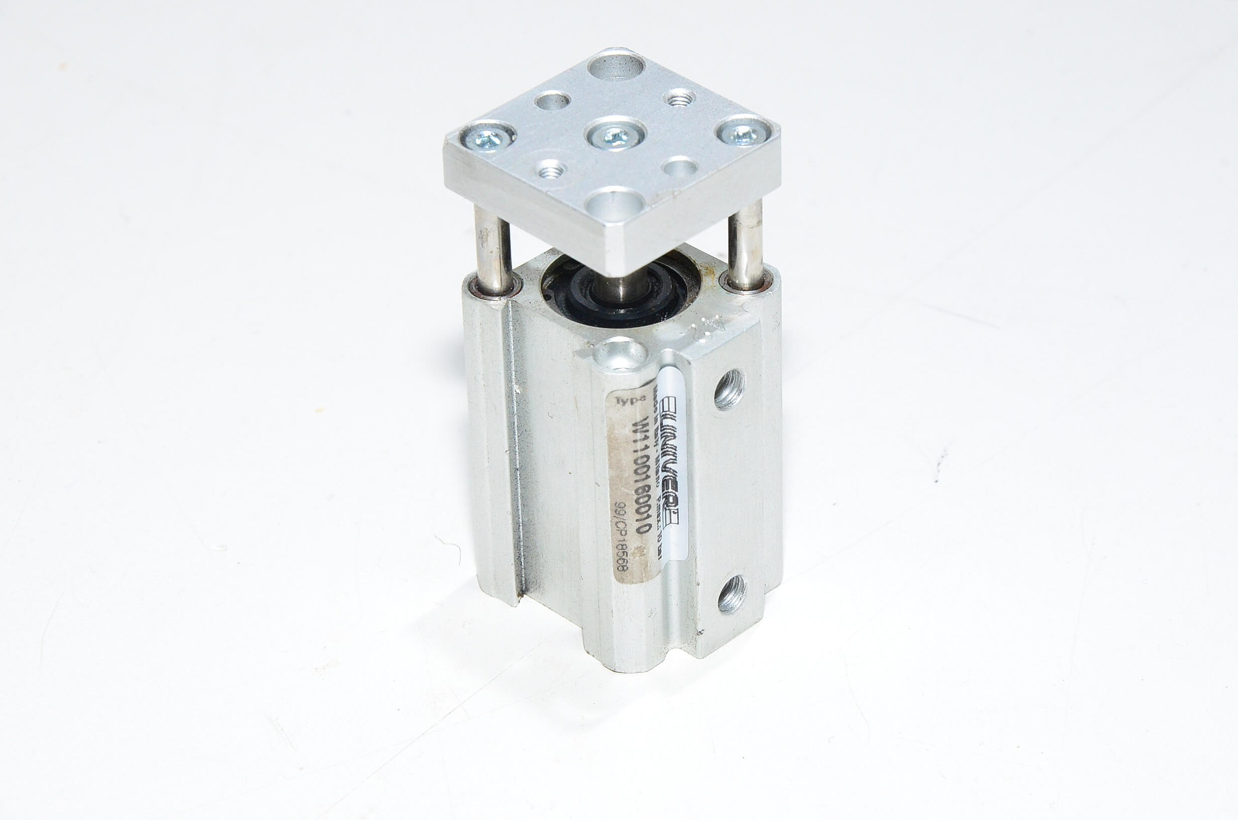 Univer nr 42 W1100160010 double acting guided short stroke cylinder