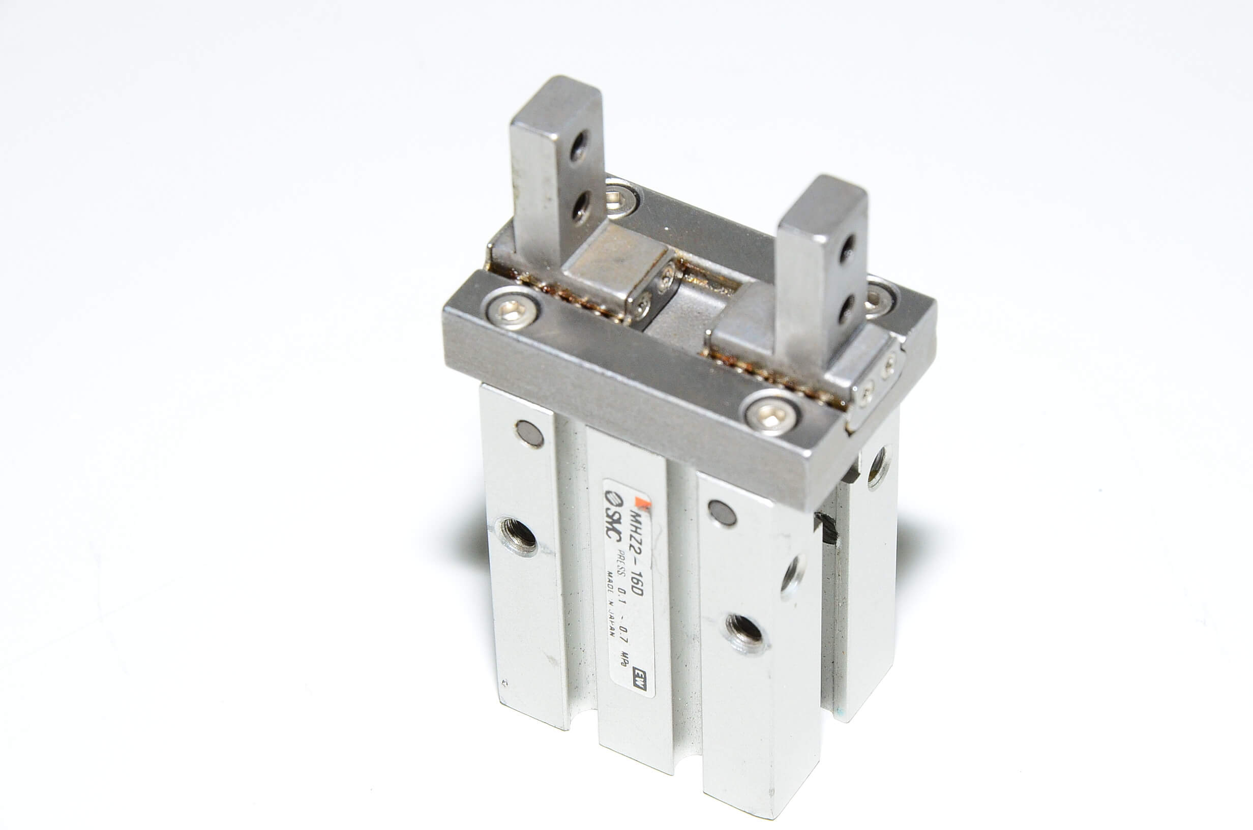 SMC MHZ2-16D Standard type double acting 2-finger linear air gripper with wide grip