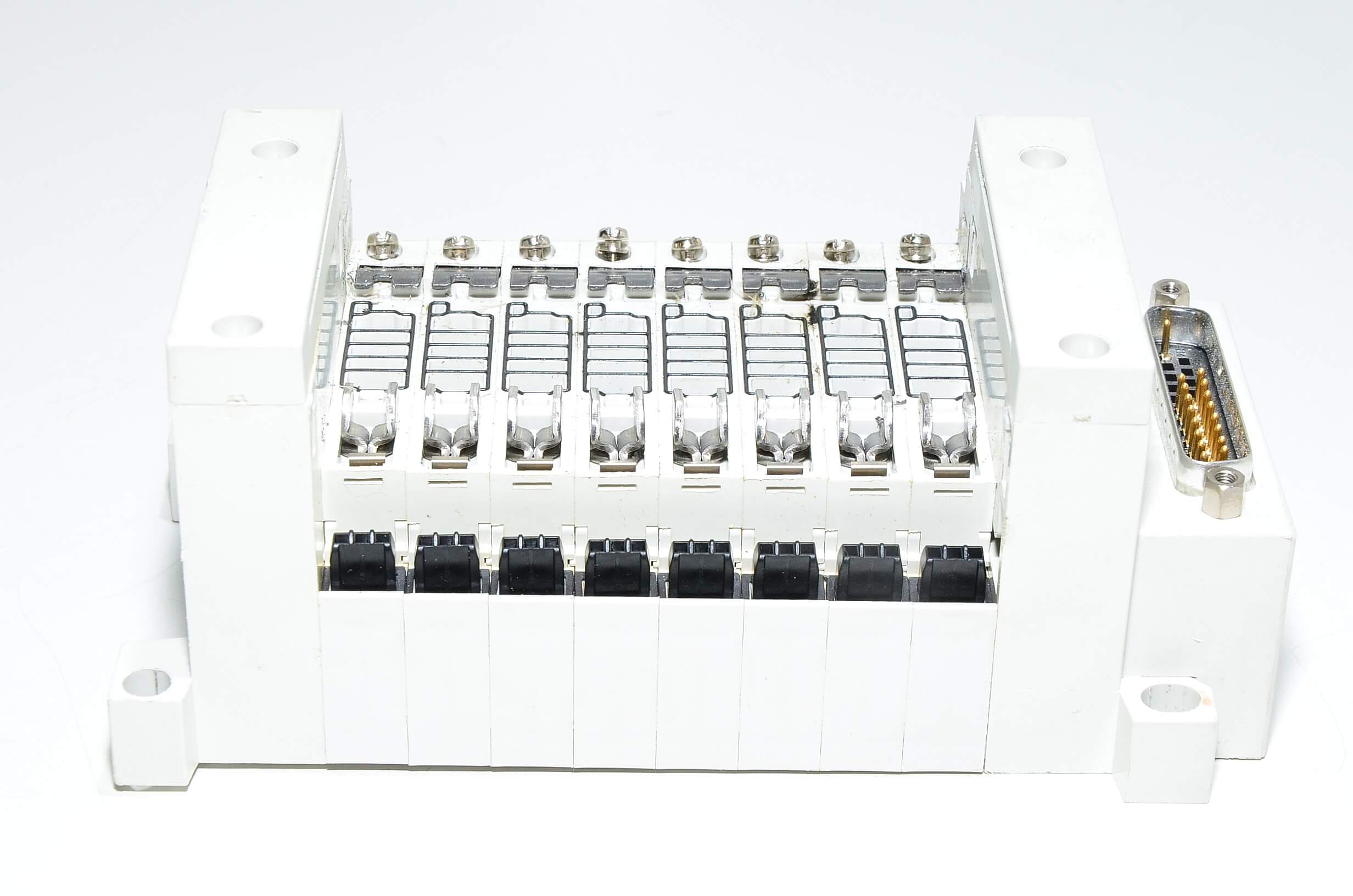 SMC VV5Q11-08FU0-Q F-kit D-sub top, 8x valve station slots, VQ1000 ...