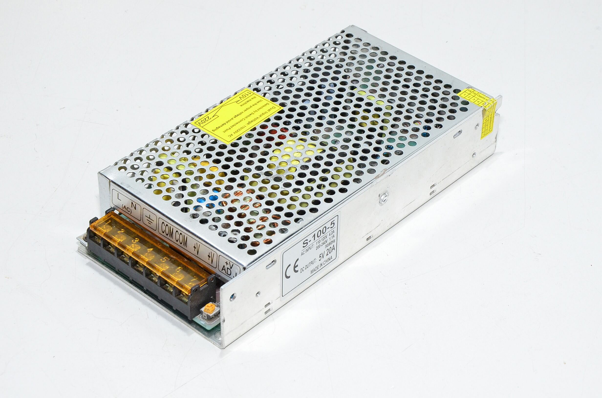 5VDC 20A 100W output, 100-120VAC/200-240VAC 2,4-1,2A input S-100-5 ...