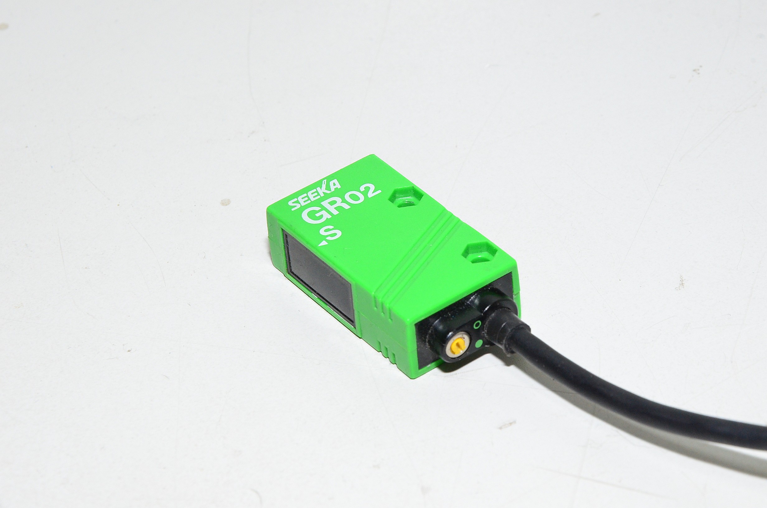 Seeka GR02-S vertical type photoelectric diffuse reflection sensor, 12 ...