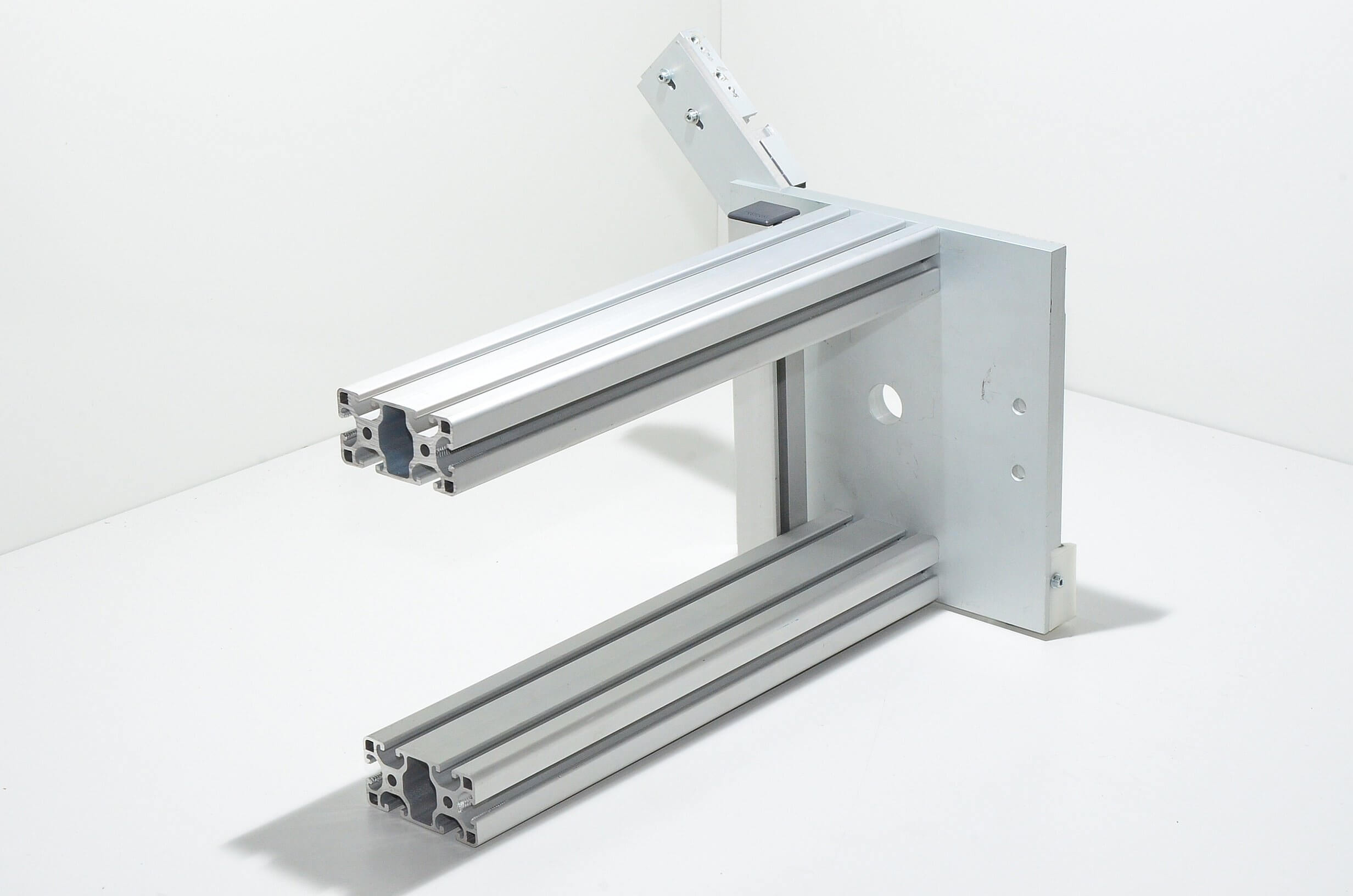 Aluminium square object centering assembly + SMC CXSL10-10