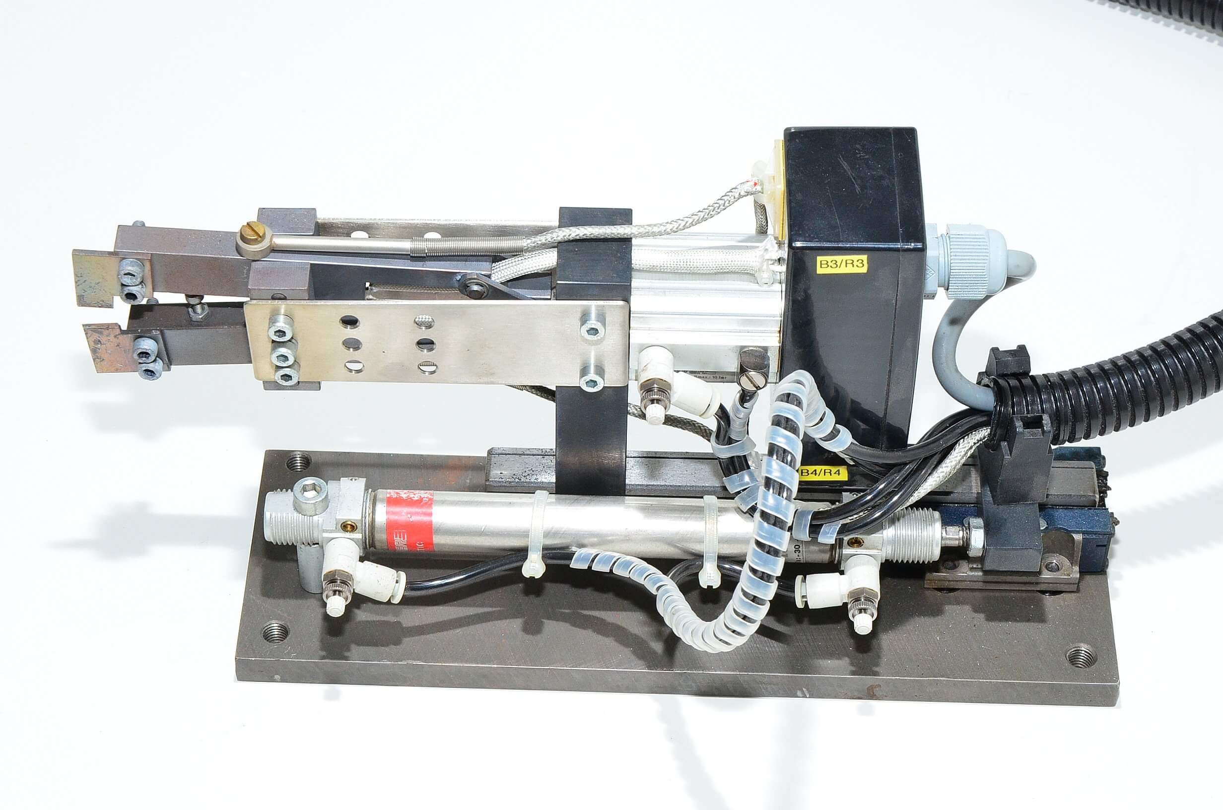 Heat cutter assembly with actuator on the left, complete