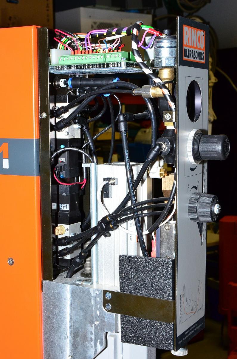 Rinco Ultrasonics MP 351 ultrasonic welding machine model 1
