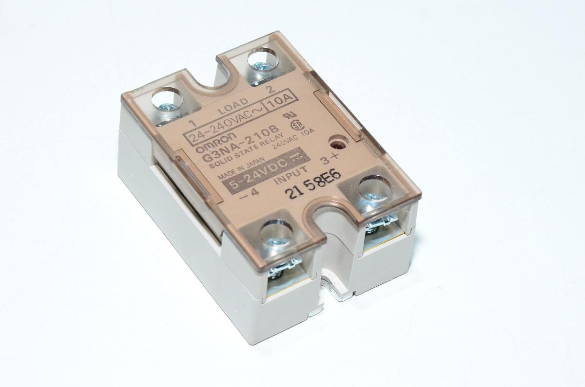 Omron G3NA-210B solid state relay, input 5-24VDC, load 24-240VAC 10A, NO