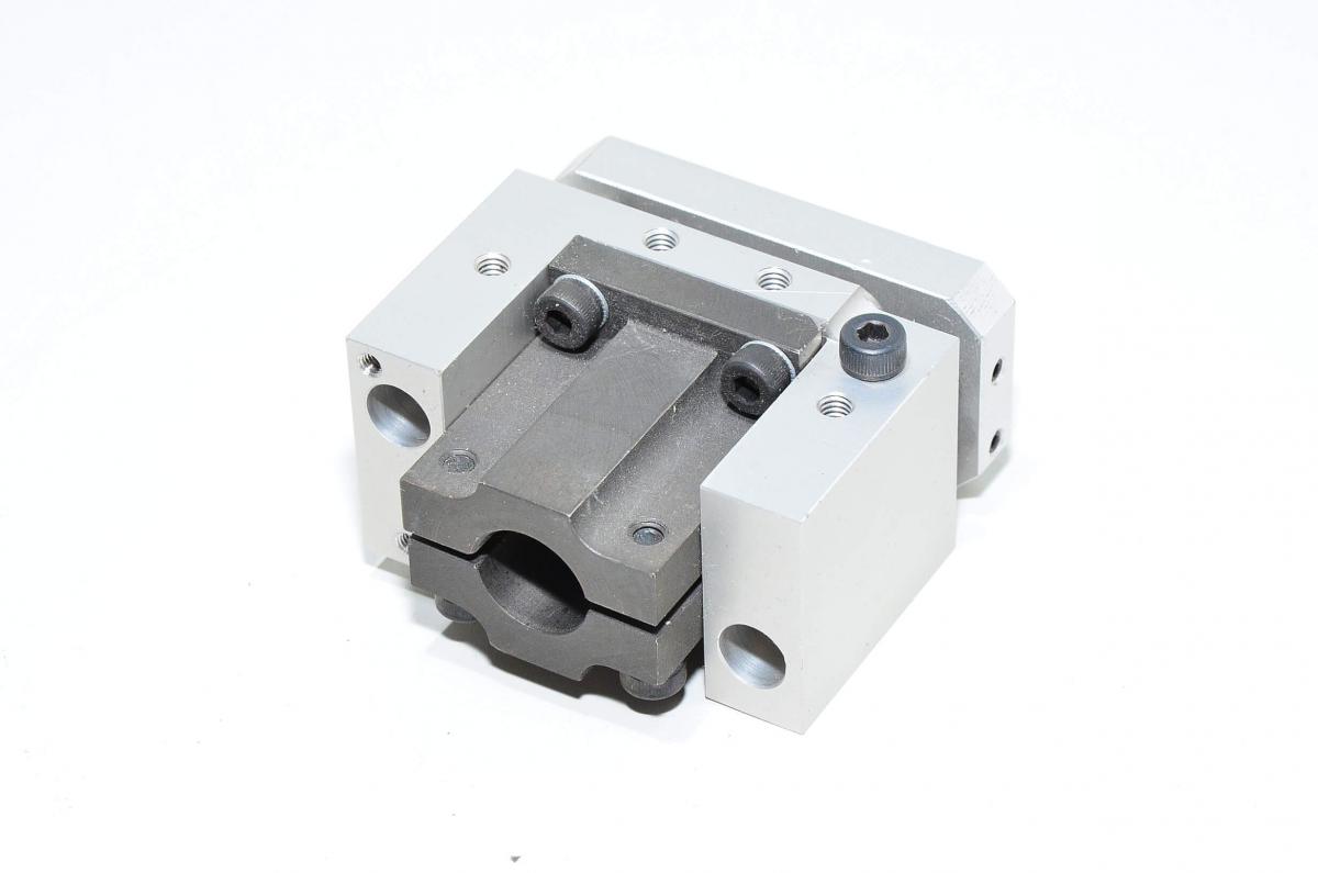 Spring loaded guided assembly for 12-13mm machine shaft, model 2