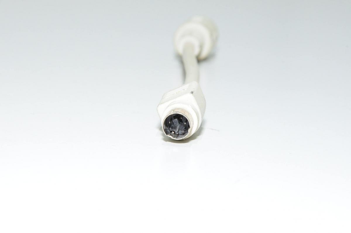 6pin male MiniDIN - 5pin female 180° 5pin DIN white adaptor cable for ...