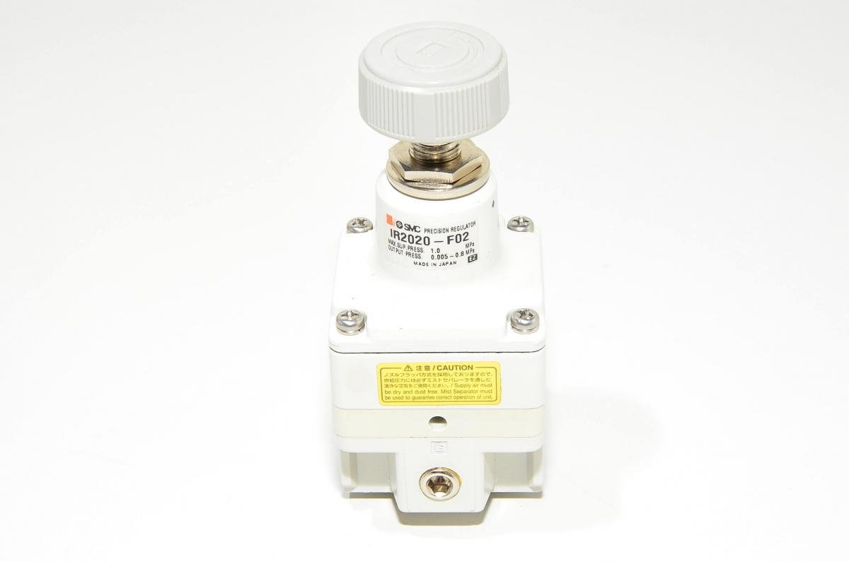 SMC IR2020-F02 precision regulator 0,005-0,8MPa