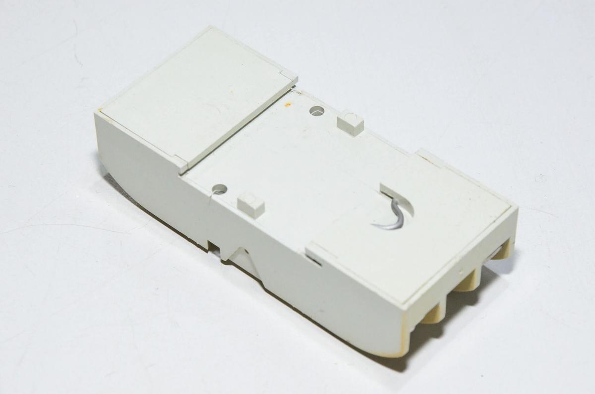 11-pin Sub-Magnal B11A circular relay base