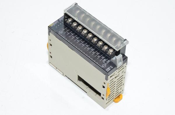 Omron CJ1W-OC211 output unit 16x relay outputs 250VAC/24VDC 2A ...