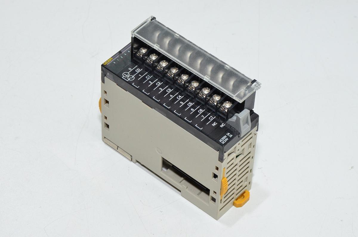 Omron CJ1W-OC201 output unit 8x relay outputs 250VAC/24VDC 2A ...