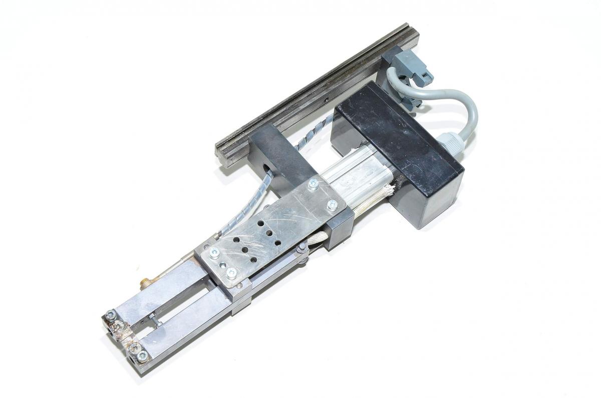 Heat cutter assembly with actuator on the left, semi-complete 2